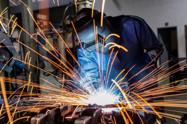 Why it is Better to Call welding Professionals - Chart Attack