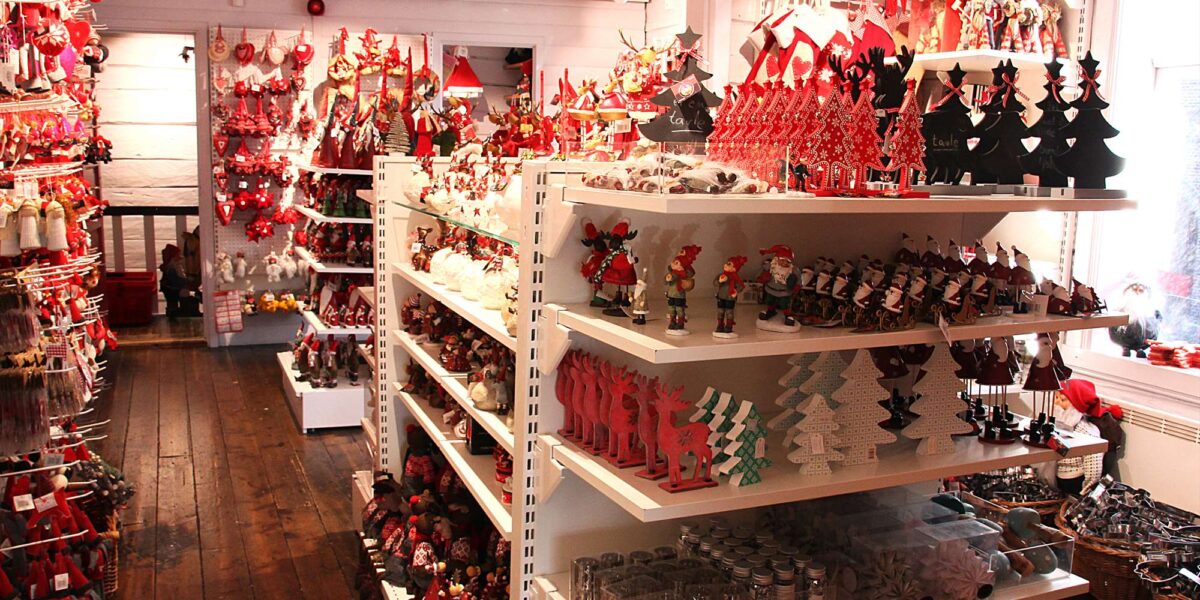 How to Christmas Shop Like a Pro - Chart Attack