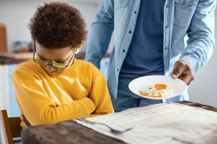 4 Warning Signs and Symptoms of Bulimia Nervosa in Children - 2025 ...