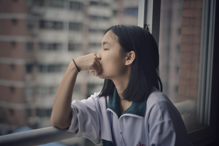 4 Afflictive Emotions That You Can Manage With the Help of Mindfulness ...