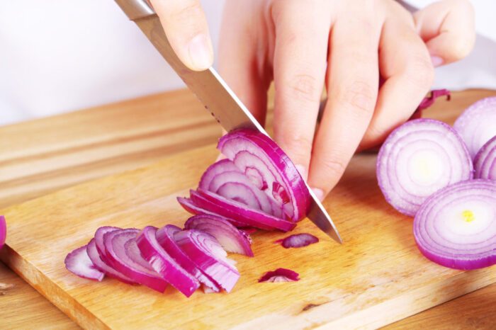 A Cry-free Method Of Adding Onion To Your Recipe - Chart Attack
