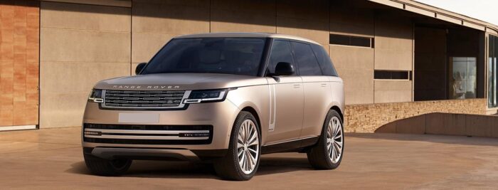 The Latest Features and Designs for Range Rovers - Chart Attack